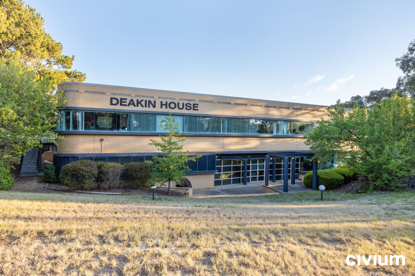 Unit 3 & 7/50 Geils Court, DEAKIN ACT 2600 - Civium